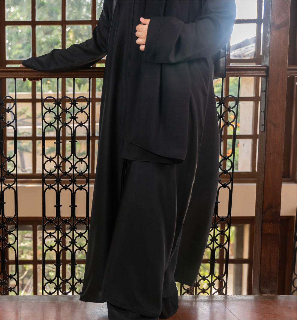 Noor-ul-Hijab || Sana || Midnight Black Abaya || Nida Fabric